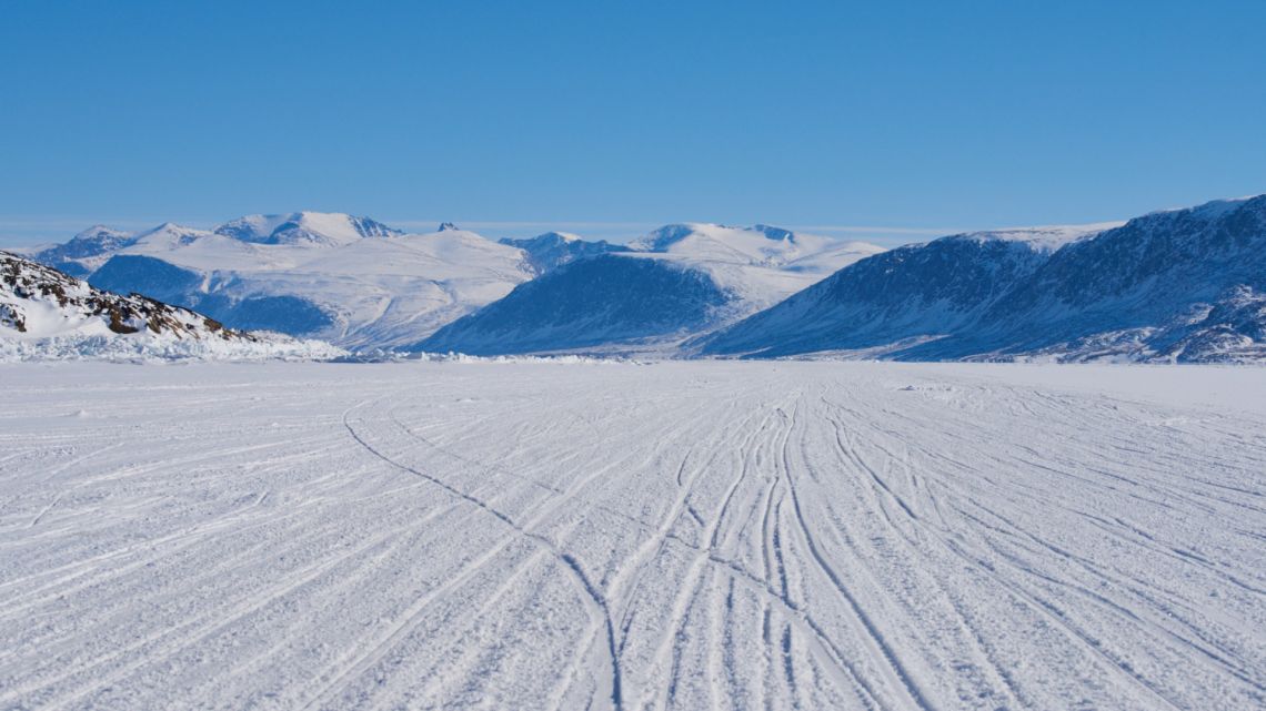 WE ARE F-STOP: ICE FISHING ON CUMBERLAND SOUND WITH JASON NUGET - f ...